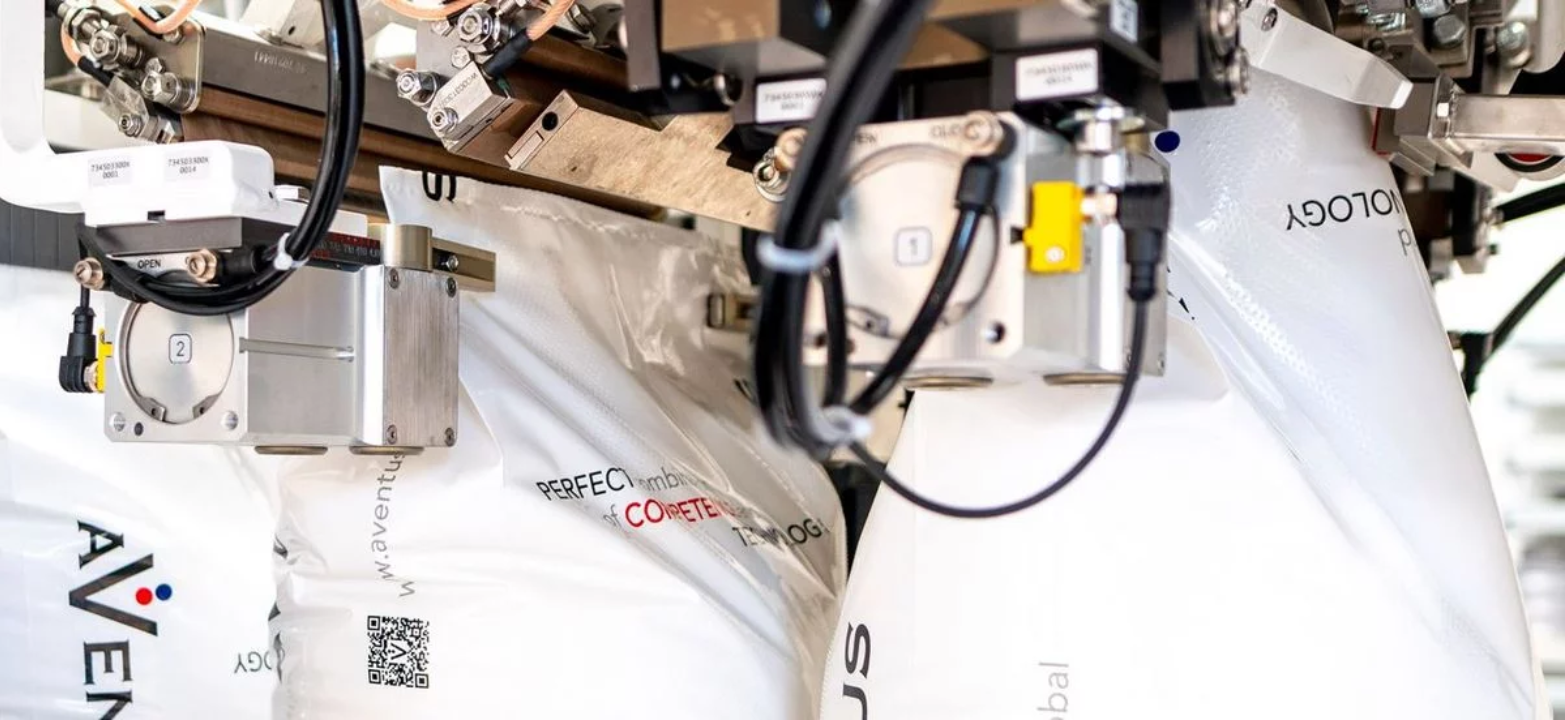 Bagging machines - NEWTEC BAG PALLETIZING